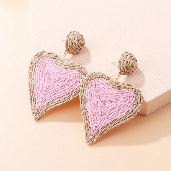 Fourty Dreams Boutique | Jewelry | New Raffia Pink Heart Earrings ...
